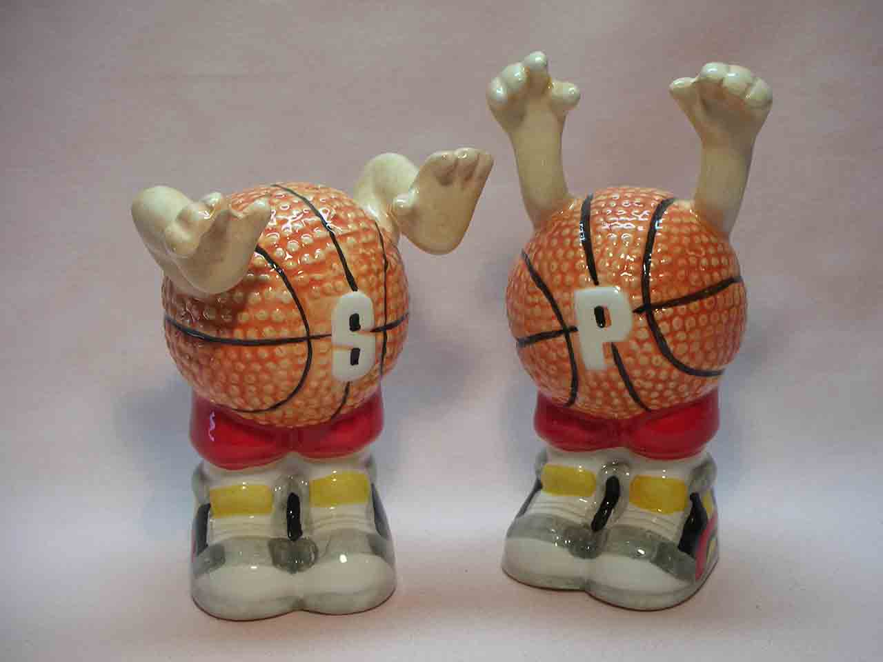 Friendly Rivals – Anthropomorphic Sport Balls – Novelty Salt & Pepper ...